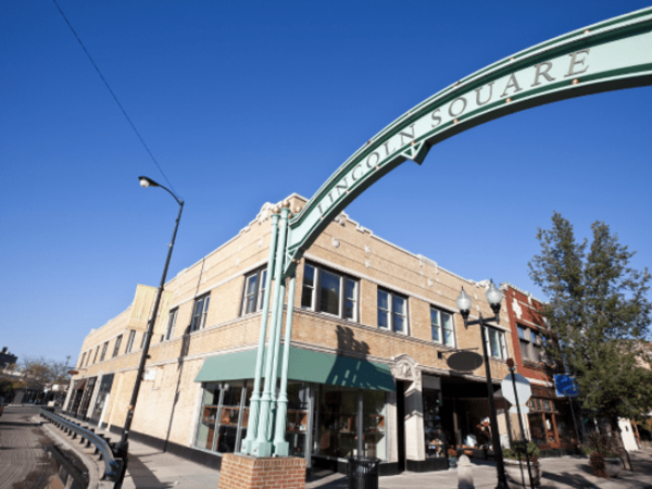 Lincoln Square | Chicago Beautiful